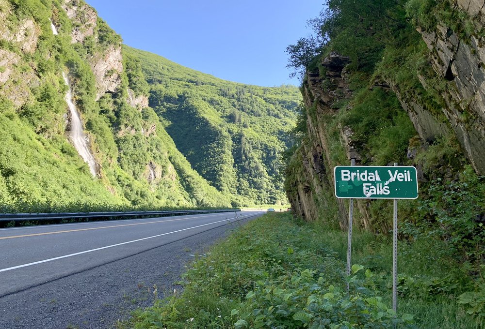 KEYSTONE CANYON AND WATERFALLS - Updated January 2026 - Richardson Hwy ...