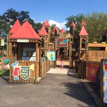KIDS CASTLE - Updated August 2025 - 128 Photos & 69 Reviews - 425 Wells ...