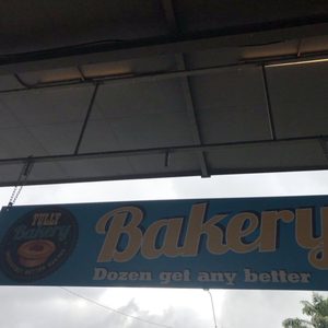 TULLY BAKERY - 83 Butler St, Tully Queensland, Australia - Bakeries ...