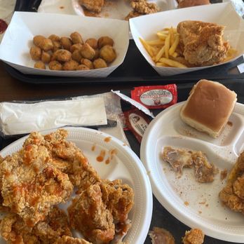 CHATMAN’S CHICKEN - 127 Photos & 179 Reviews - 1747 S WW White Rd, San ...