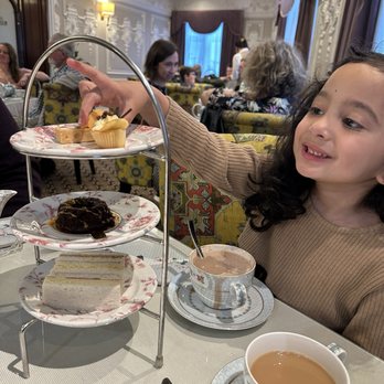 THE ST. ERMIN’S TEA LOUNGE - Updated November 2024 - 238 Photos & 82 ...