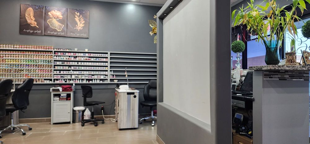 ESCAPE NAILS & SPA - 338 Photos & 387 Reviews - 1900 Main St, Wailuku ...