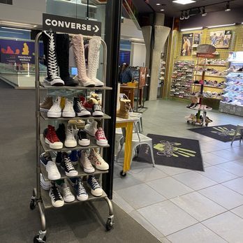 MONTCLAIR PLACE - Updated January 2026 - 476 Photos & 200 Reviews ...