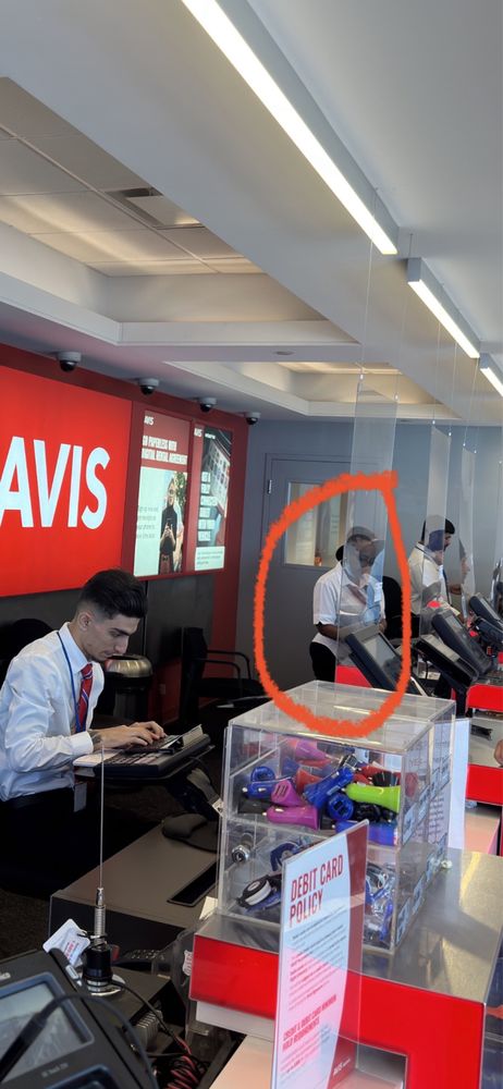 AVIS - DETROIT - Updated May 2025 - 119 Photos & 467 Reviews - 295 ...