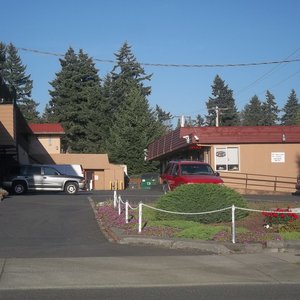 EASTWIND MOTEL - 29 Photos - 33230 Pacific Hwy S, Federal Way ...