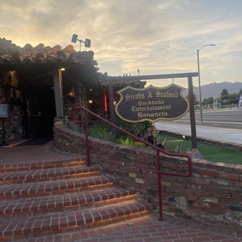 THE MAGIC LAMP INN - Updated April 2025 - 284 Photos & 175 Reviews ...