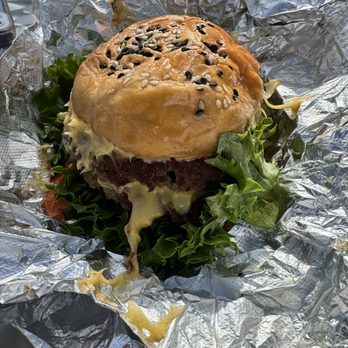 GIMME BURGER - Updated October 2024 - 49 Photos & 63 Reviews - 39 E ...
