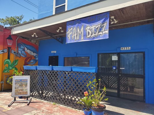 FAM BIZZ - 65 Photos & 31 Reviews - 4235 S Claiborne Ave, New Orleans ...