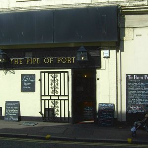 BRETTINGTONS - 79 High Street, Rochester, Kent, United Kingdom - Wine ...