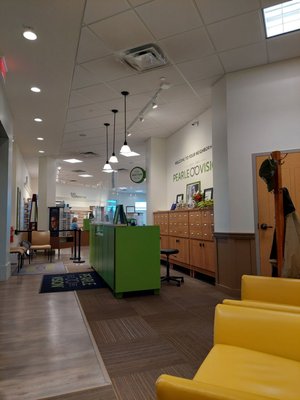PEARLE VISION - Updated December 2025 - 17 Photos - 1063 Burnsville Ctr ...