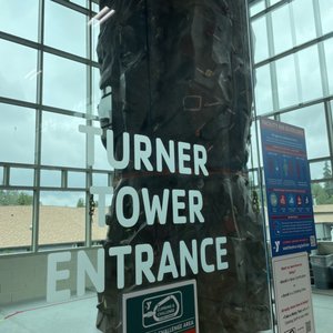 HARBOR SQUARE ATHLETIC CLUB - 20 Photos & 40 Reviews - 160 W Dayton St ...