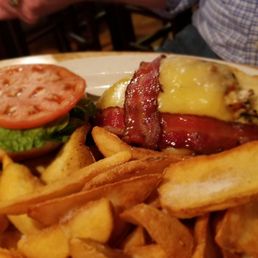 THE COMMON MAN WINDHAM - Updated October 2025 - 80 Photos & 313 Reviews ...