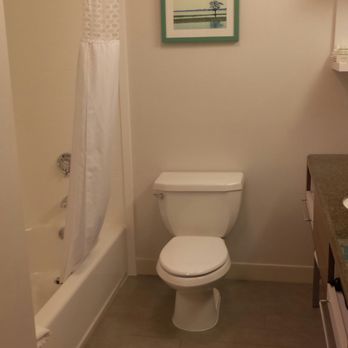 HAMPTON INN FISHKILL - Updated December 2025 - 107 Photos & 48 Reviews ...