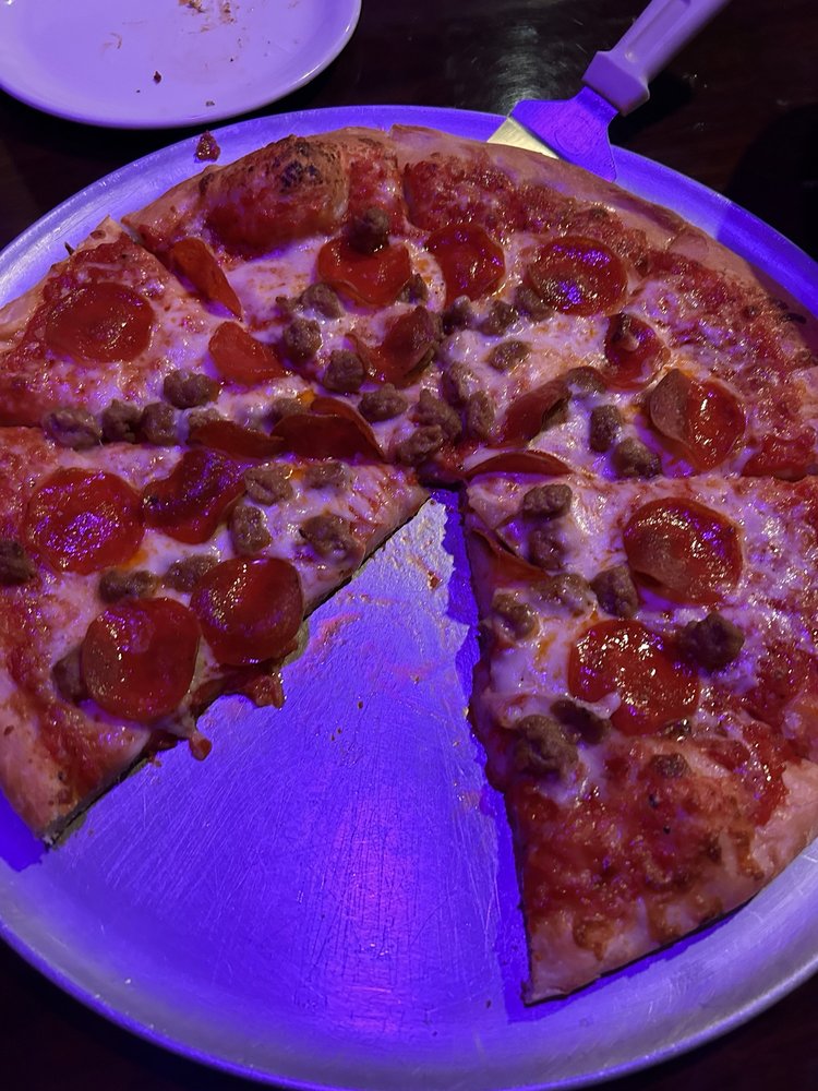 PATSY’S BAR & GRILL - Updated December 2025 - 17 Photos - 207 E Long ...