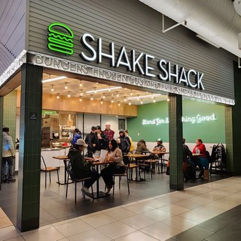 SHAKE SHACK NEWPORT CENTRE - Updated August 2025 - 14 Photos - 30 Mall ...