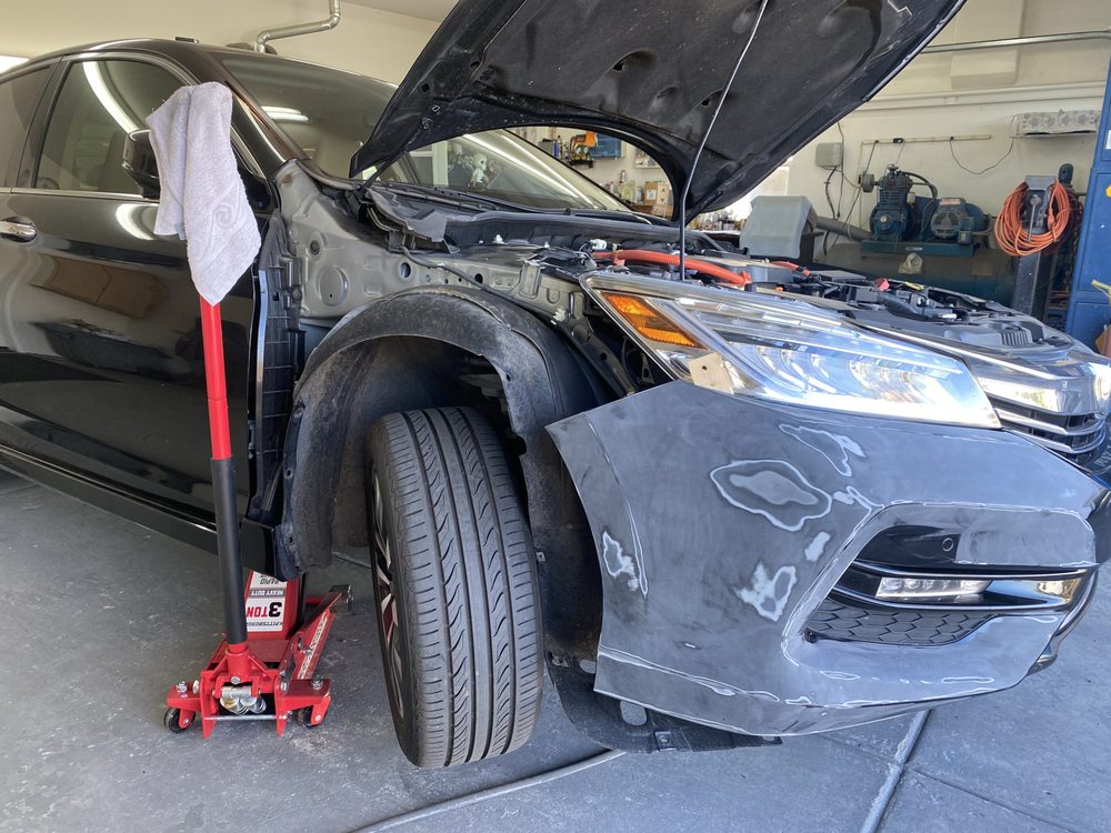 MC CASPER AUTO BODY AND PAINT - Updated December 2024 - 15 Photos ...