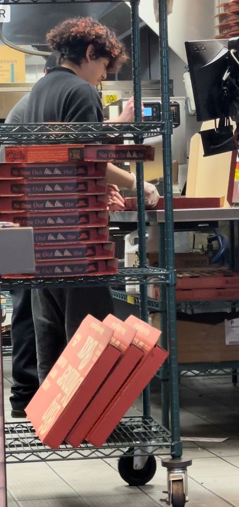 PIZZA HUT - Updated October 2025 - 12131 SE Holgate Blvd, Portland ...