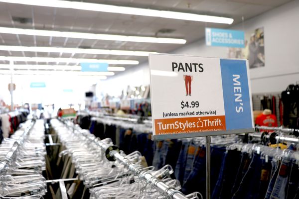 TURNSTYLES THRIFT STORE - Updated October 2025 - 16 Photos & 38 Reviews ...