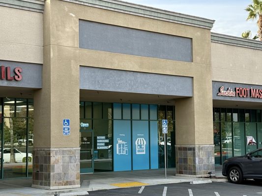 THE UPS STORE - Updated December 2025 - 24 Photos & 30 Reviews - 11819 ...