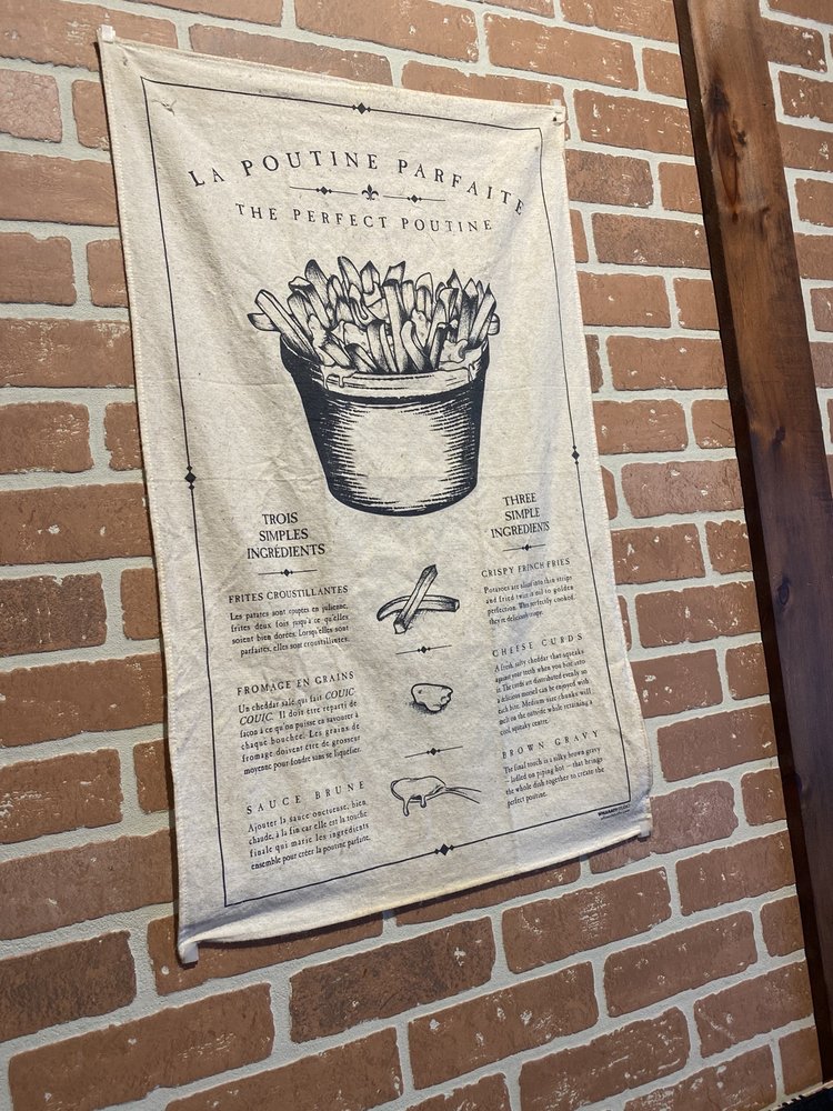 THE GREAT CANADIAN POUTINERIE - Updated August 2025 - 24 Photos & 11 ...