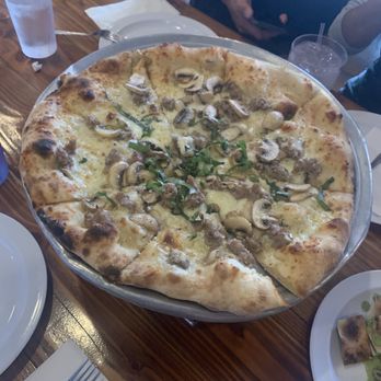 RAVELLO OSTERIA - 935 Photos & 673 Reviews - 2315 S Garfield Ave ...