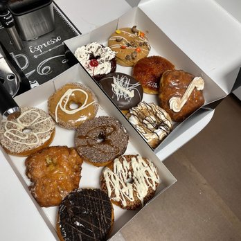 DESTINATION DOUGHNUTS - Updated December 2025 - 123 Photos & 62 Reviews ...