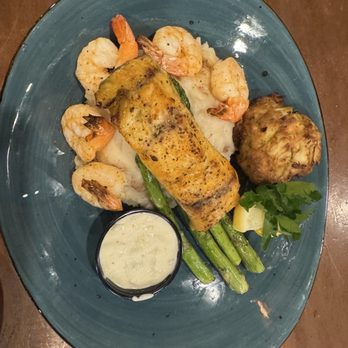 PHILLIPS SEAFOOD - Updated February 2025 - 2426 Photos & 2274 Reviews ...