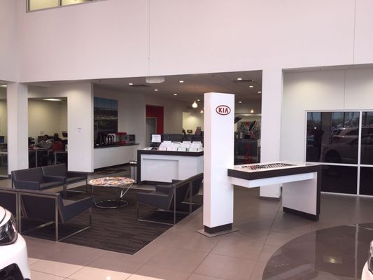 BOOMER KIA - Updated December 2025 - 51 Photos & 95 Reviews - 339 SW ...