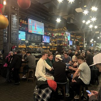 STOUT NYC - Updated March 2025 - 269 Photos & 323 Reviews - 90 John St ...