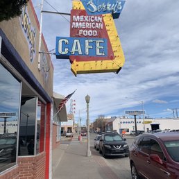 JERRY’S CAFE - Updated October 2025 - 590 Photos & 816 Reviews - 406 W ...