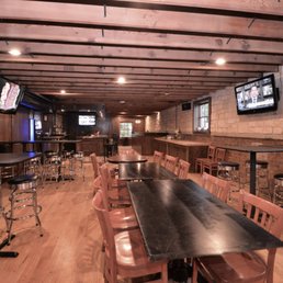 RIVER STREET TAVERN - Updated September 2025 - 257 Photos & 290 Reviews ...