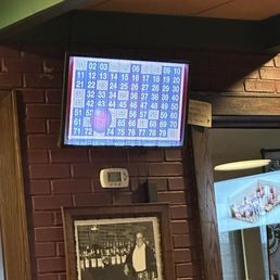 CLOVERLEAF BAR & RESTAURANT - Updated July 2025 - 243 Photos & 292 ...