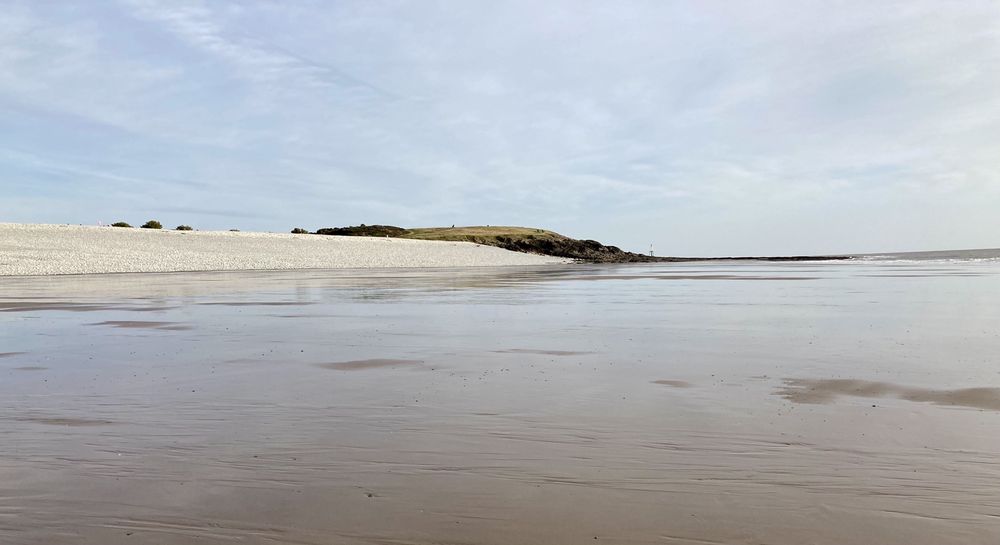 COLD KNAP BEACH - Updated January 2025 - 45 Photos - Cold Knap, Barry ...