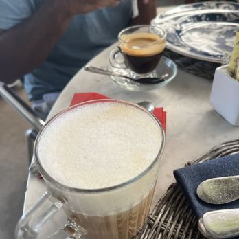 MOMED - Updated June 2024 - 1462 Photos & 919 Reviews - 3245 Casitas ...