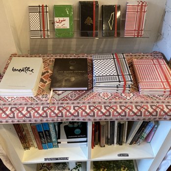 MAKTABA BOOKSHOP - Updated December 2025 - 165 Saint-Paul Street W ...