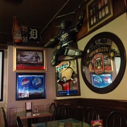 DETROITER BAR - Updated July 2025 - 62 Photos & 136 Reviews - 655 ...