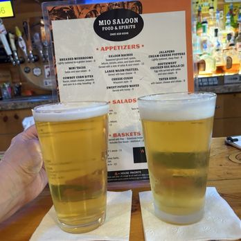 MIO SALOON - Updated October 2025 - 13 Photos & 40 Reviews - 106 ...