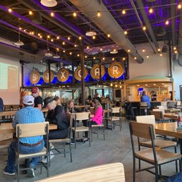 SIX CAR PUB & BREWERY - Updated March 2025 - 197 Photos & 213 Reviews ...
