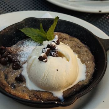 FIVE RESTAURANT BISTRO - Updated December 2025 - 452 Photos & 548 ...