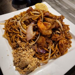 MAMAK HOUSE - Updated January 2026 - 415 Photos & 179 Reviews - 250 Rte ...