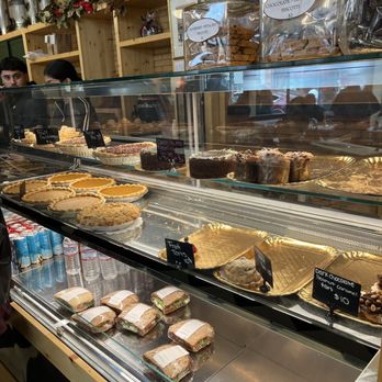 THE MODEL BAKERY - Updated September 2024 - 924 Photos & 651 Reviews ...