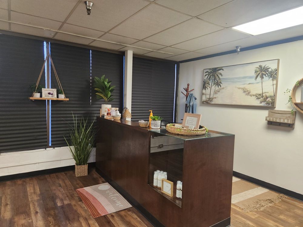 THE HIDEAWAY ESTHETICS - 2623 F St, Bakersfield, California - Updated ...