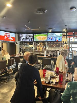 INDUSTRIAL TAPHOUSE WEST - Updated December 2025 - 37 Photos & 43 ...