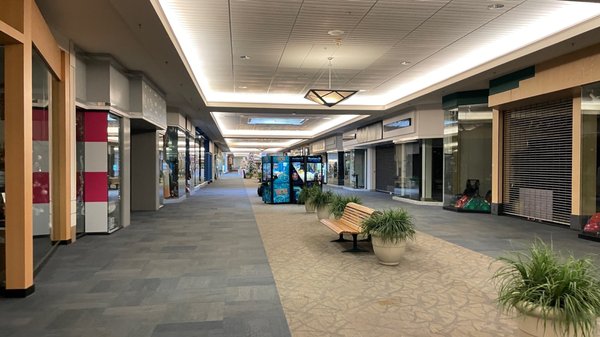 THE MALL OF MONROE - Updated December 2025 - 64 Photos & 17 Reviews ...