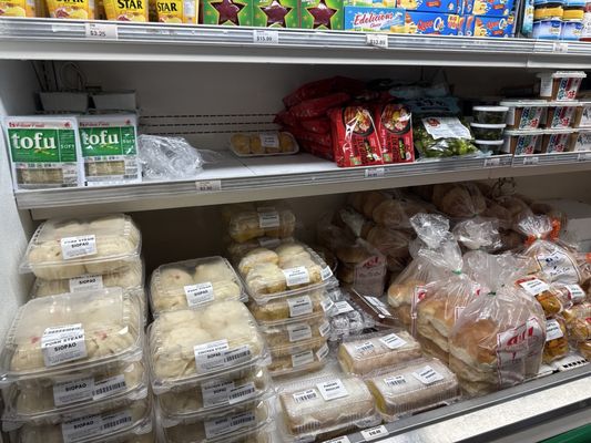 AJ MARKET - Updated December 2025 - 49 Photos & 45 Reviews - 539 S ...