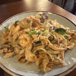 MAGIC NOODLE - Updated January 2026 - 64 Photos & 30 Reviews - 1020 NW ...