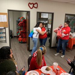 MOREHANDS MAID SERVICE - 47 Photos & 195 Reviews - 8000 Anderson Sq ...