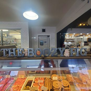 THE BOOZY PIG - Updated February 2025 - 528 Photos & 216 Reviews - 3255 ...