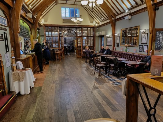 THE EMBANKMENT - Updated December 2024 - 14 Photos - 282-284 Arkwright ...