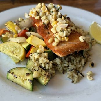 KIN WINDSOR - Updated February 2025 - 865 Photos & 870 Reviews - 740 ...